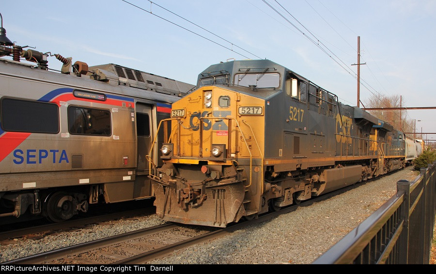 CSX 5217 leading Q409